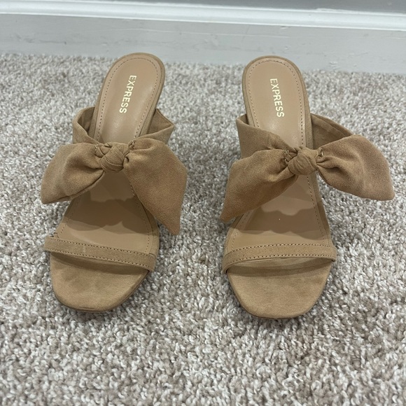 Express | Shoes | Beau Suede Heel | Poshmark